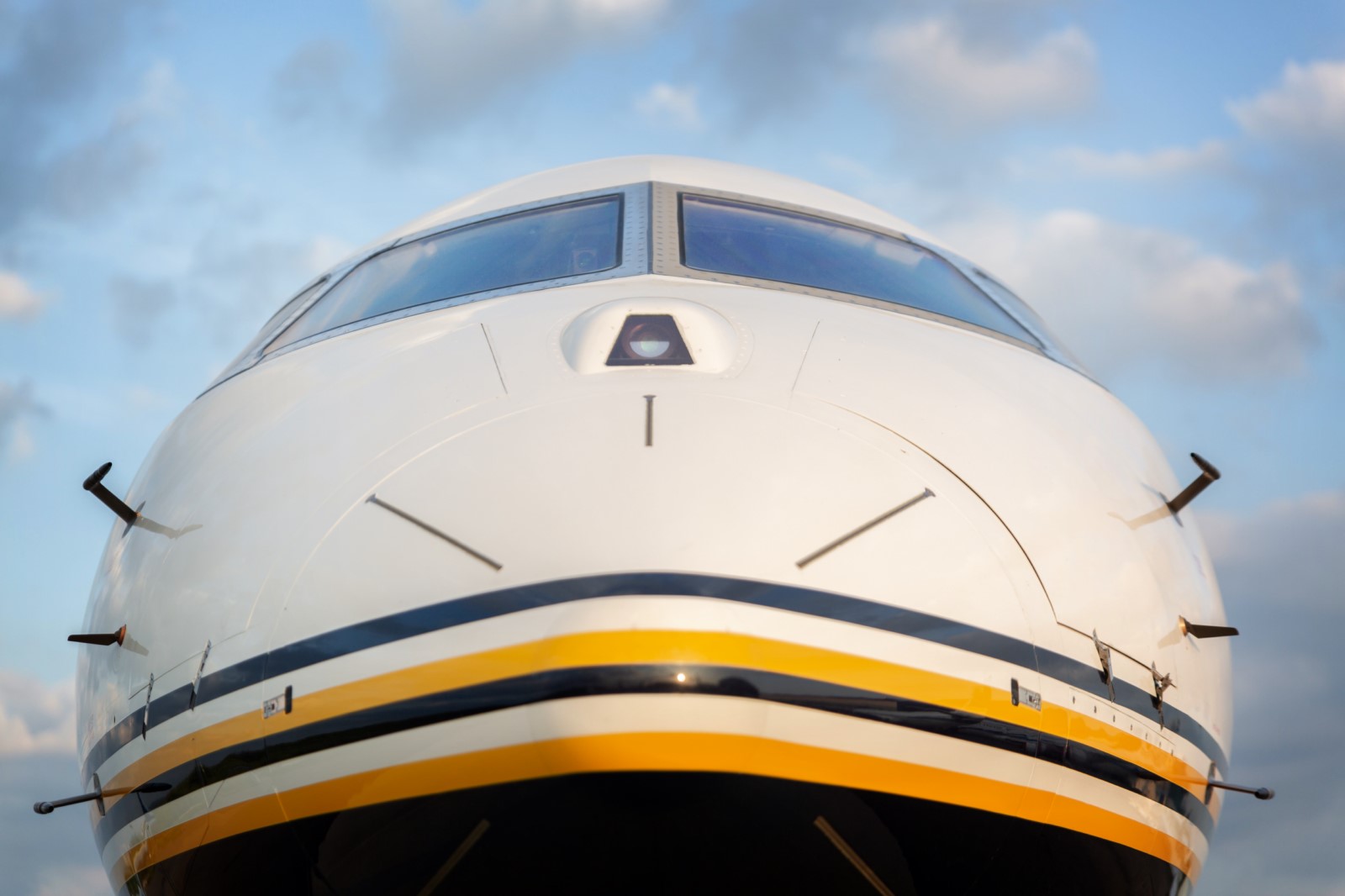 Bombardier Global Express XRS LX-ZIO | Private Jet | Global Jet